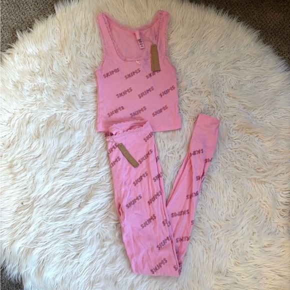 SKIMS | Intimates & Sleepwear | Nwt Rare Skims Rhinestone Logo ...